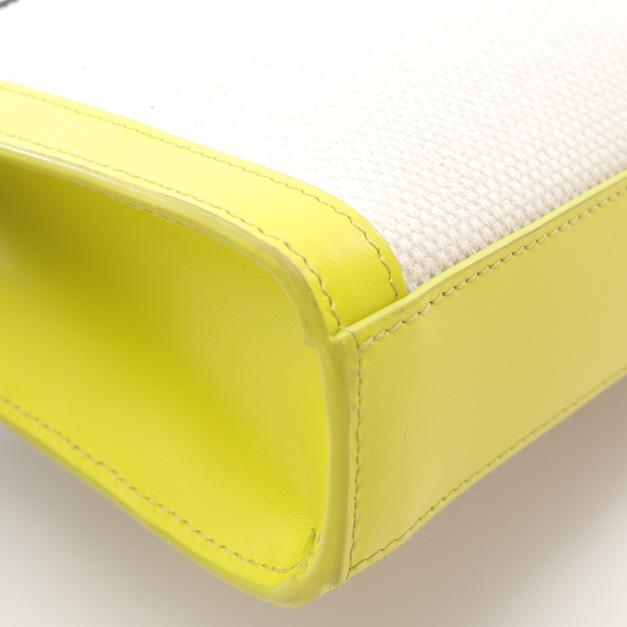 ミニ バーティカルカバ ハンドバッグ キャンバス レザー アイボリー