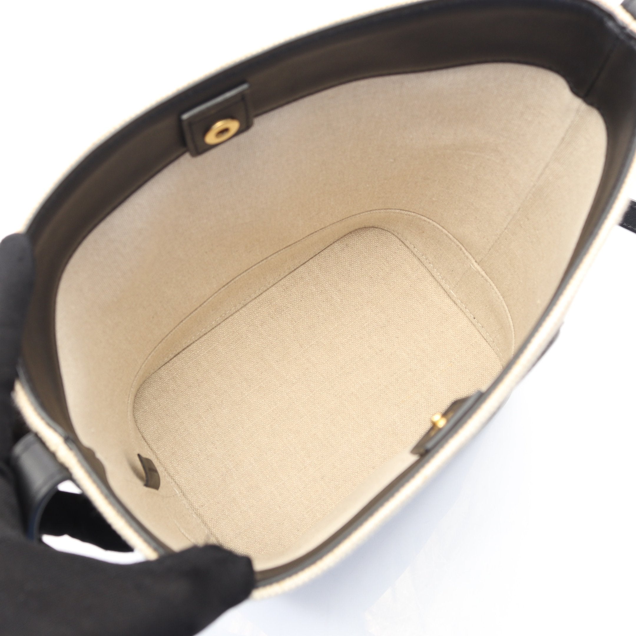 スモール バケット キュイル トリオンフ ショルダーバッグ キャンバス